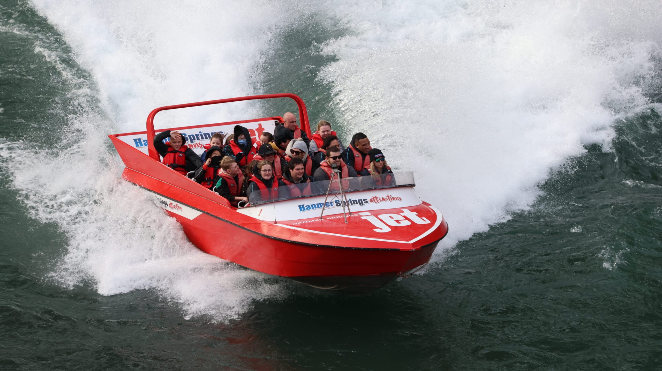 Jet Boating Experience on the Waiau River | Hanmer Springs Attractions